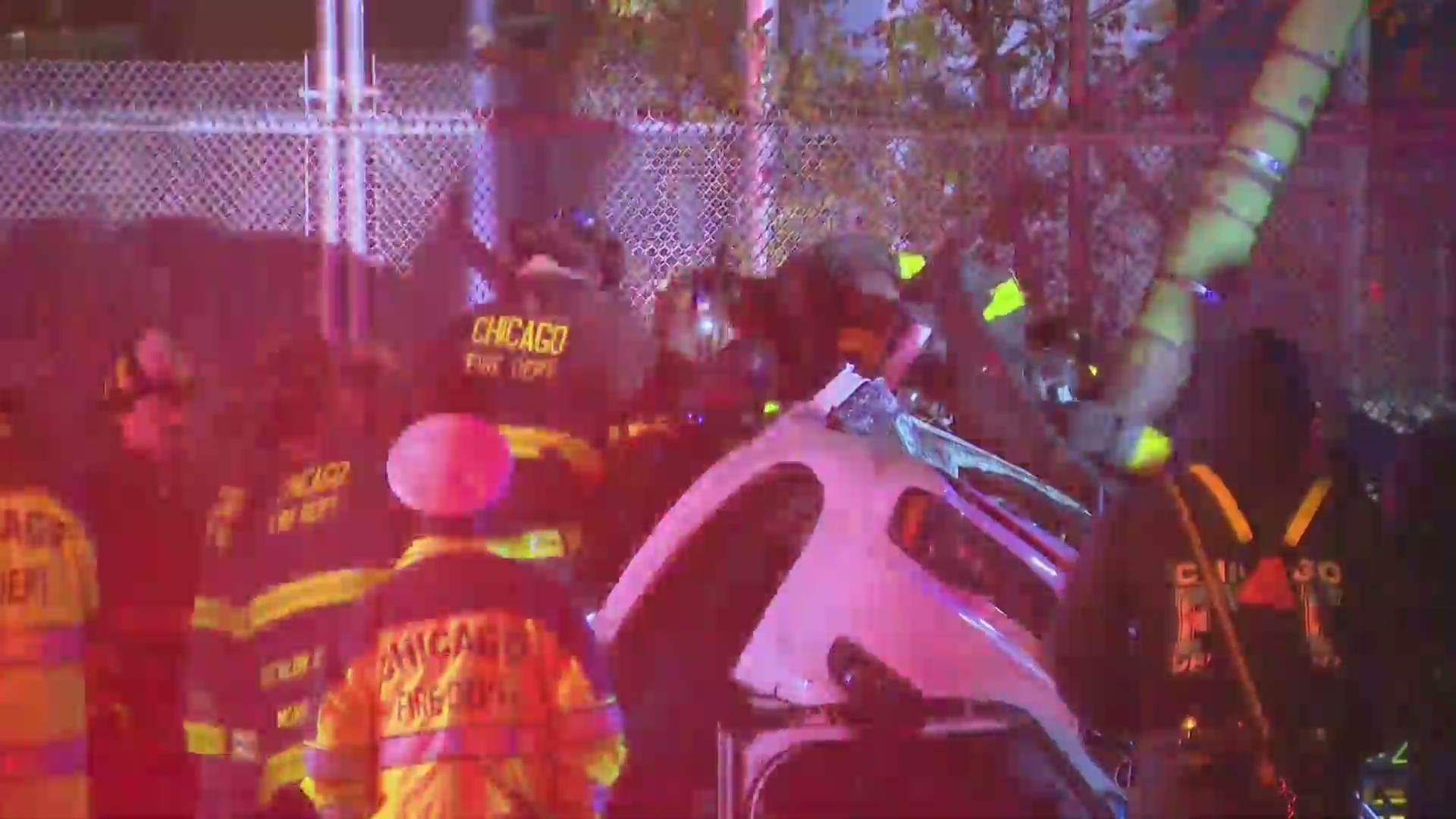 1 dead, 4 injured in serious crash with entrapment on South Side – WGN-TV