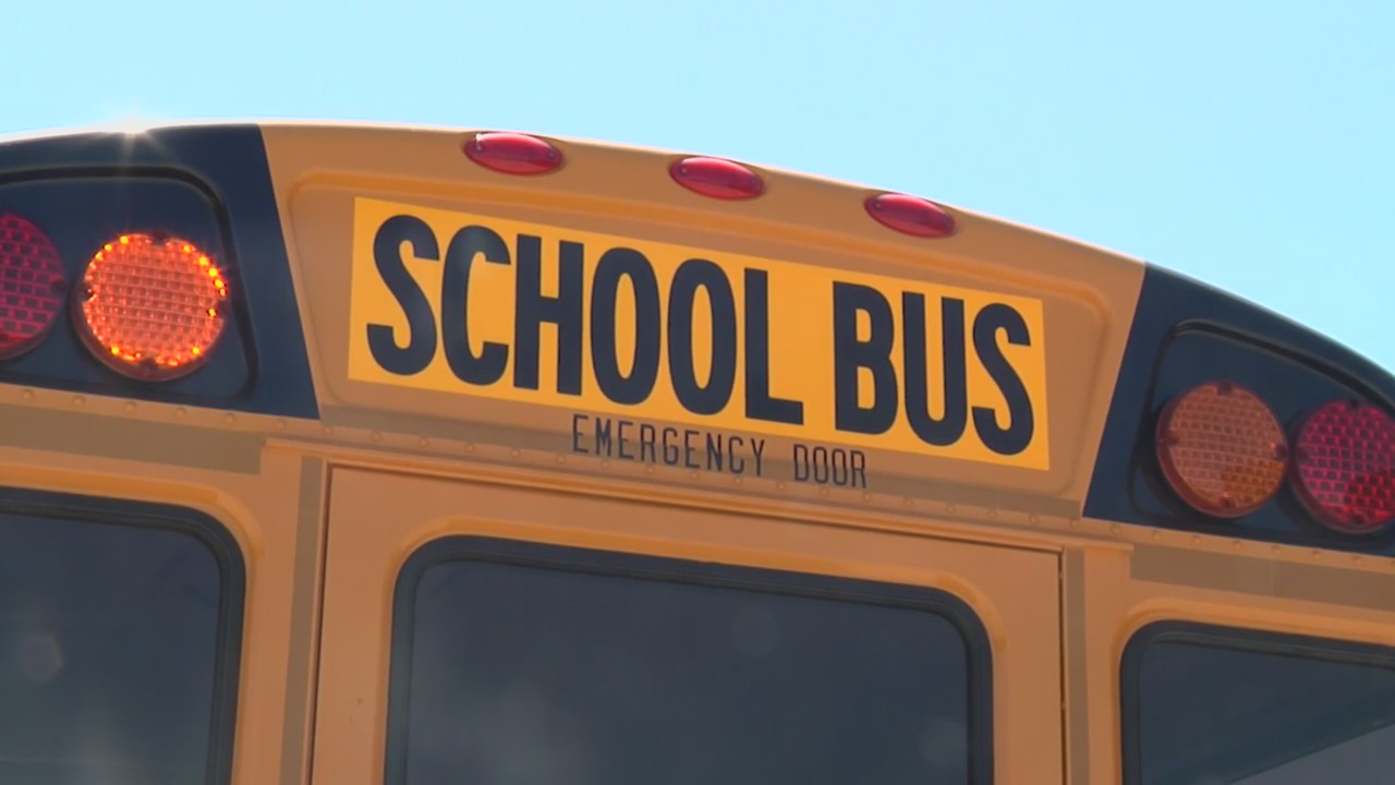 New law requires new Illinois school buses to have seat belts ...