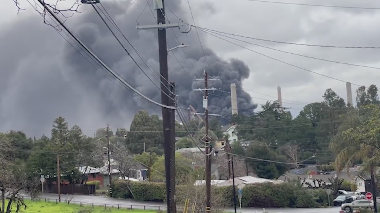 Residents react to Martinez refinery fire – KRON4