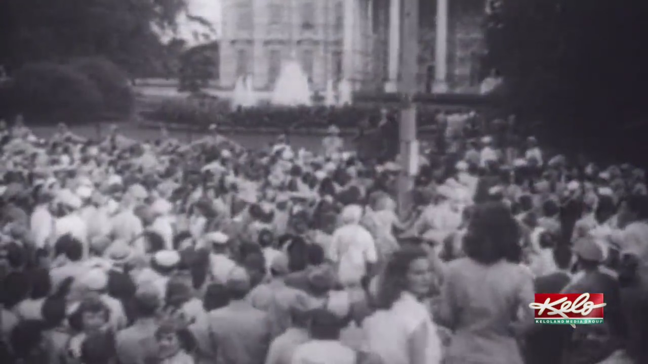 99-year-old World War II veteran Doug Starr recalls picking up POWs in ...