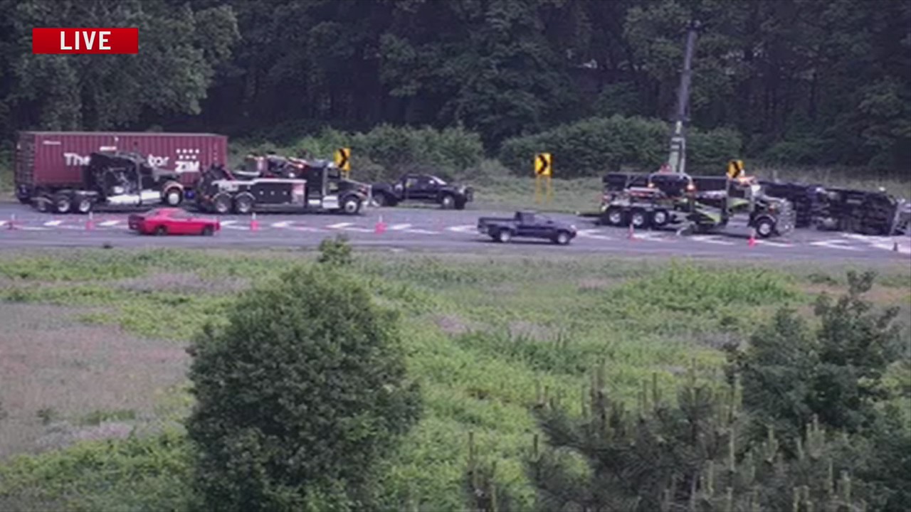 Crash on I-87 northbound at Exit 24 – NEWS10 ABC