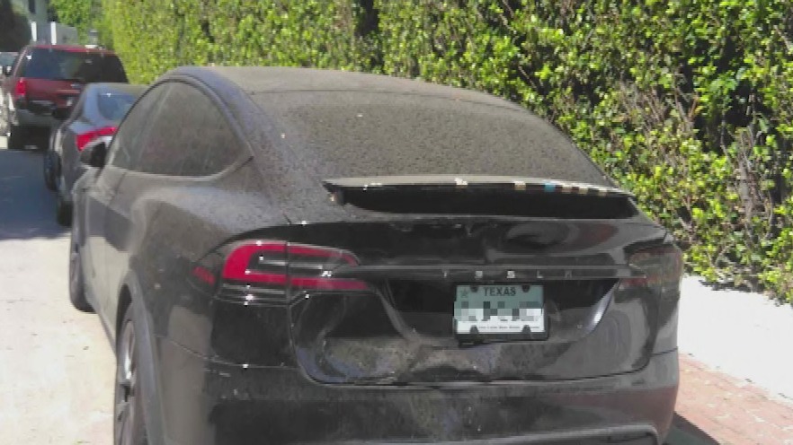 D4vd’s ‘abandoned’ Tesla seen in new photos before it was towed ...