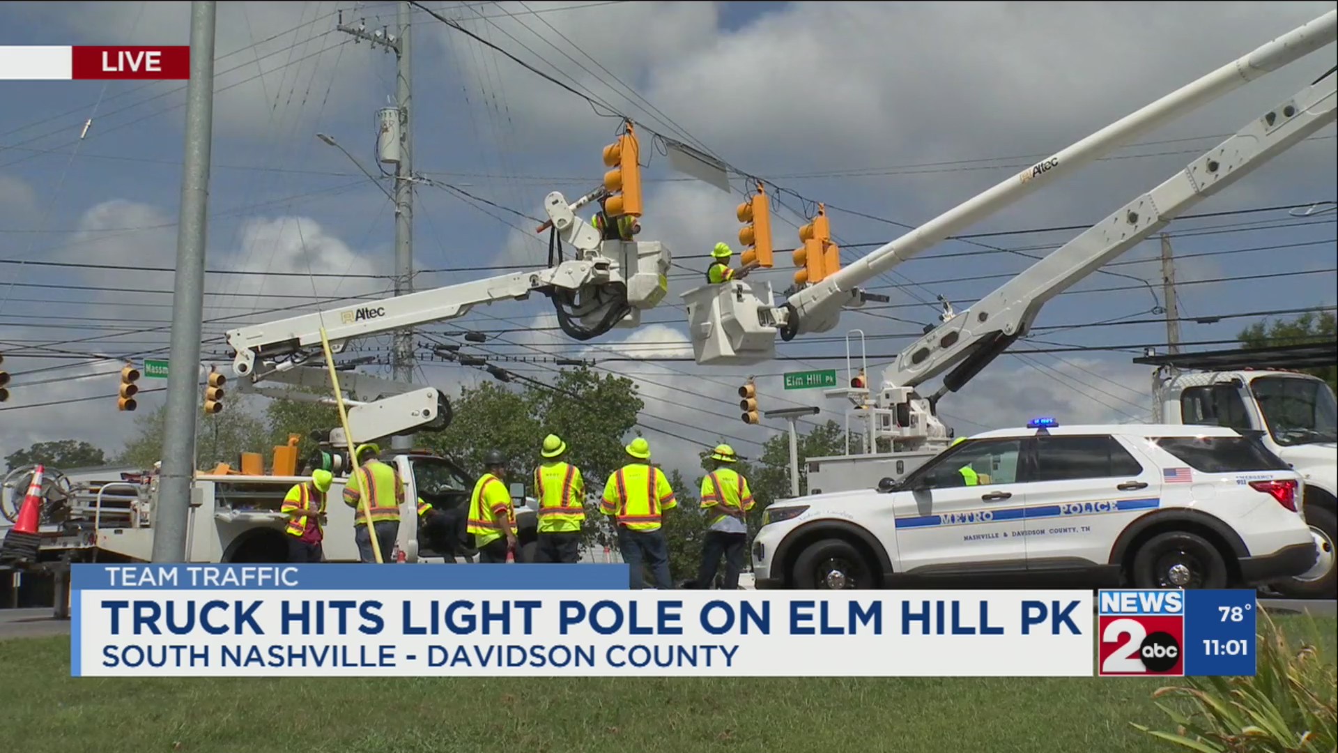 Truck hits pole on Elm Hill Pike – WKRN News 2