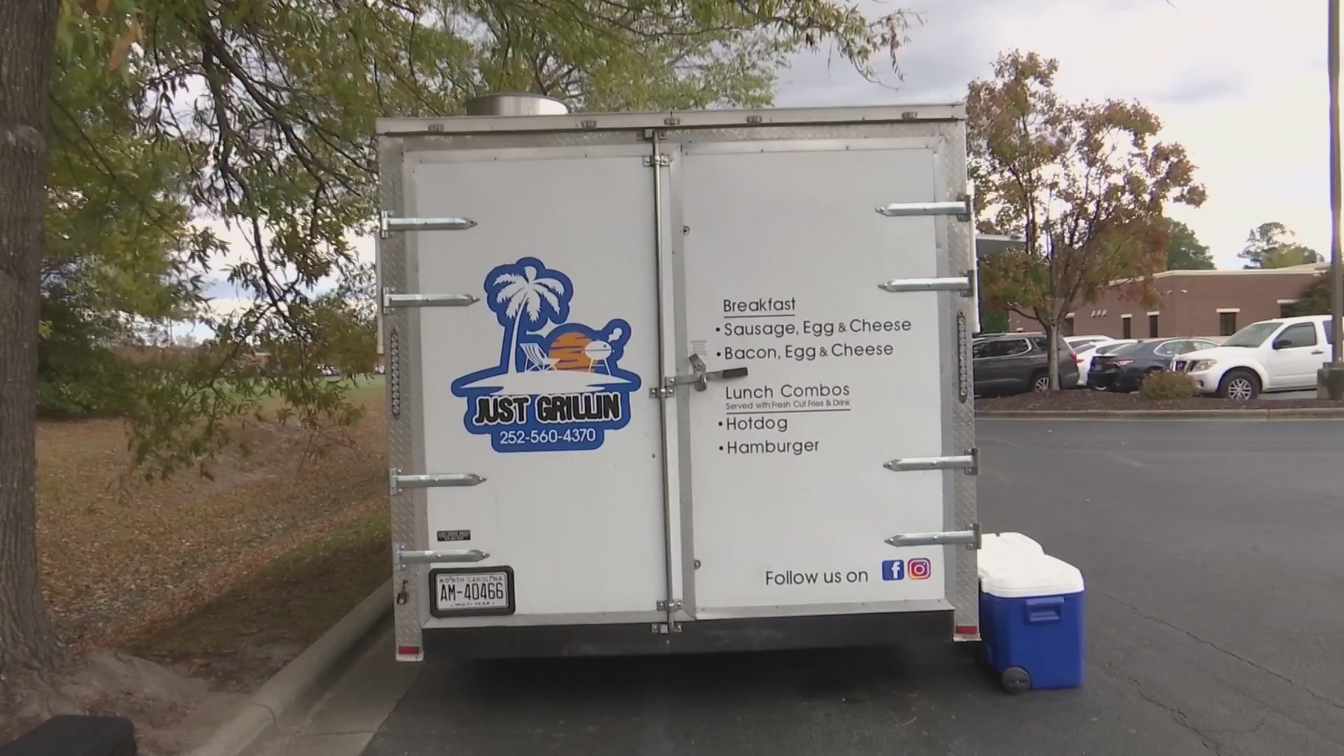 Local BBQ restaurant to serve free Thanksgiving meals to community – WNCT