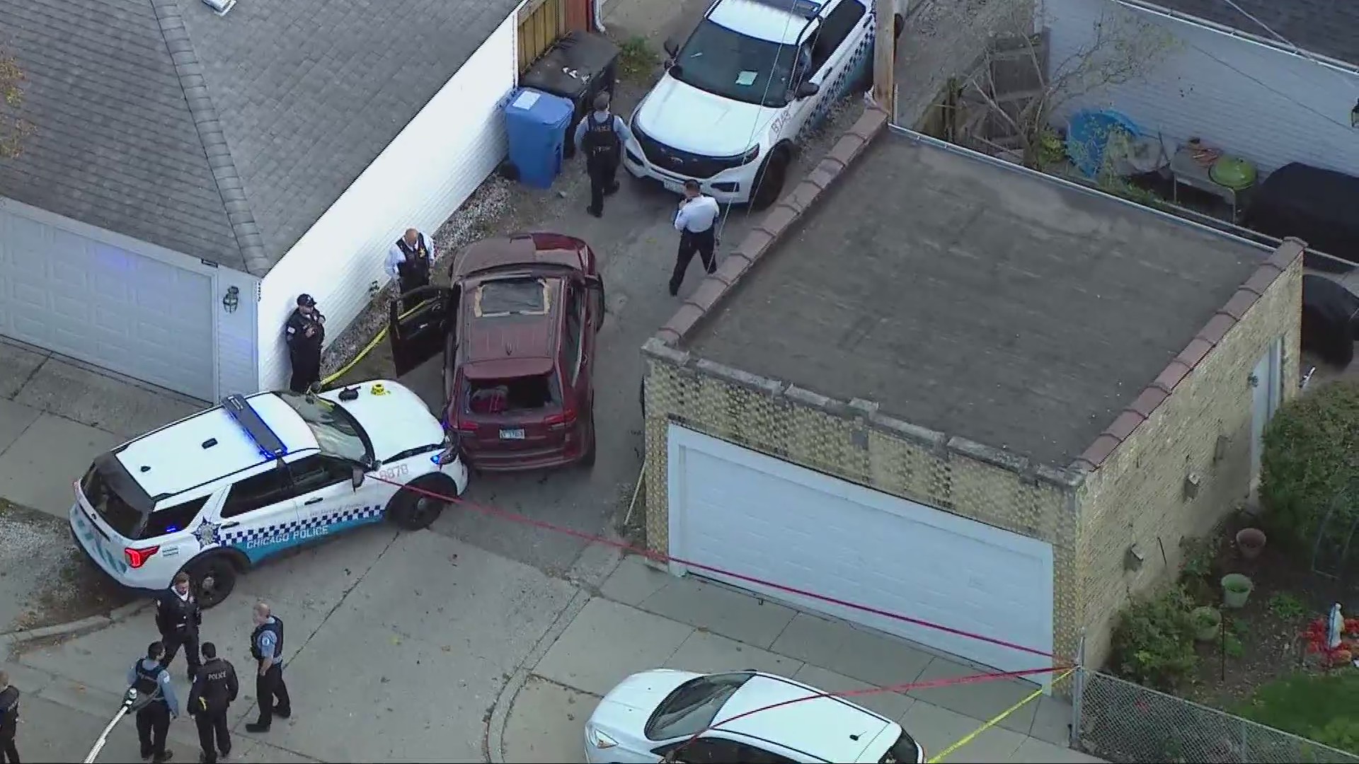 Gunfire erupts after traffic stop in Jefferson Park; 1 in custody – WGN-TV