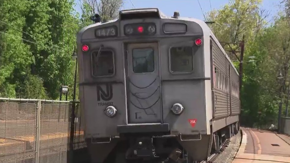 NJ Transit workers still headed for strike as negotiations fail – PIX11
