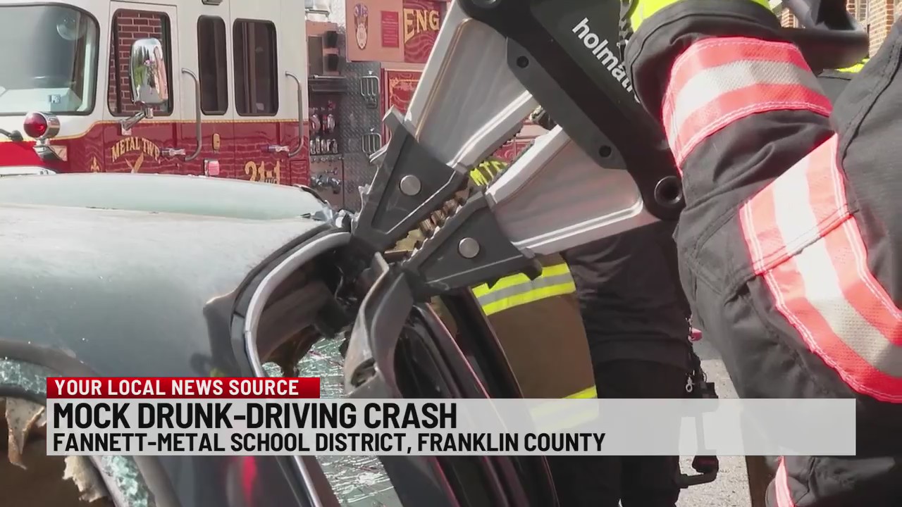 Mock drunk-driving crash demonstration held at Franklin County school ...