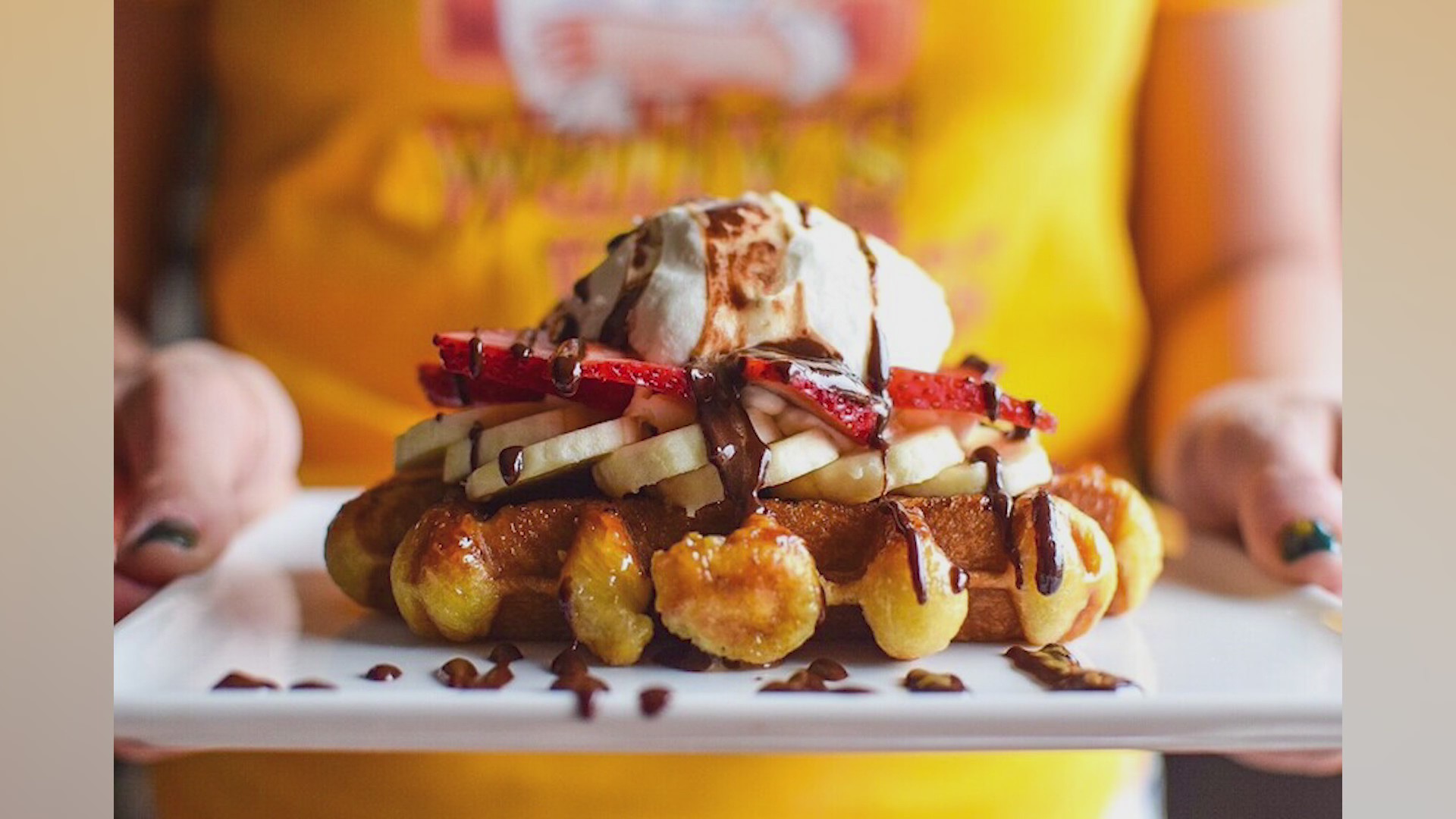 9@9: The evolution of the waffle – WGN-TV