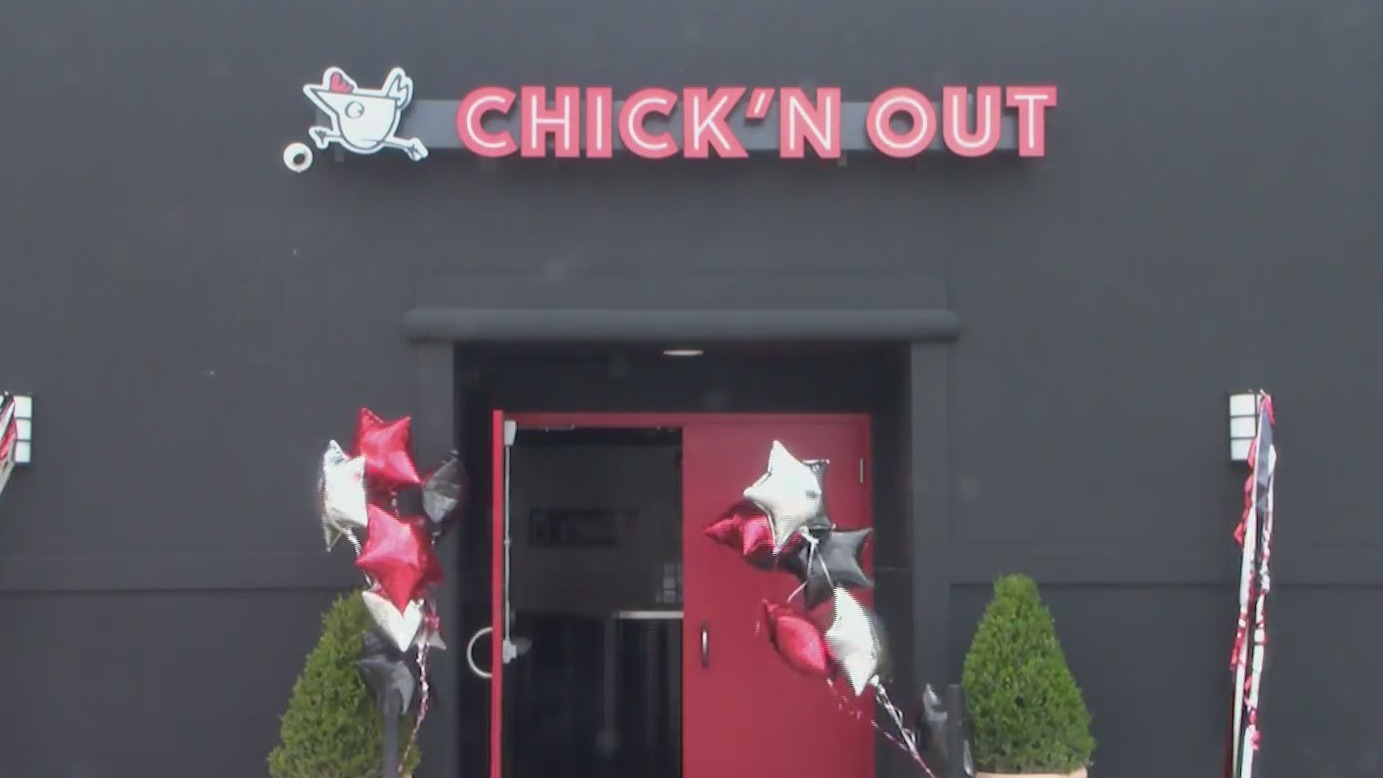 Chick’n Out opens indoor dining space – RochesterFirst