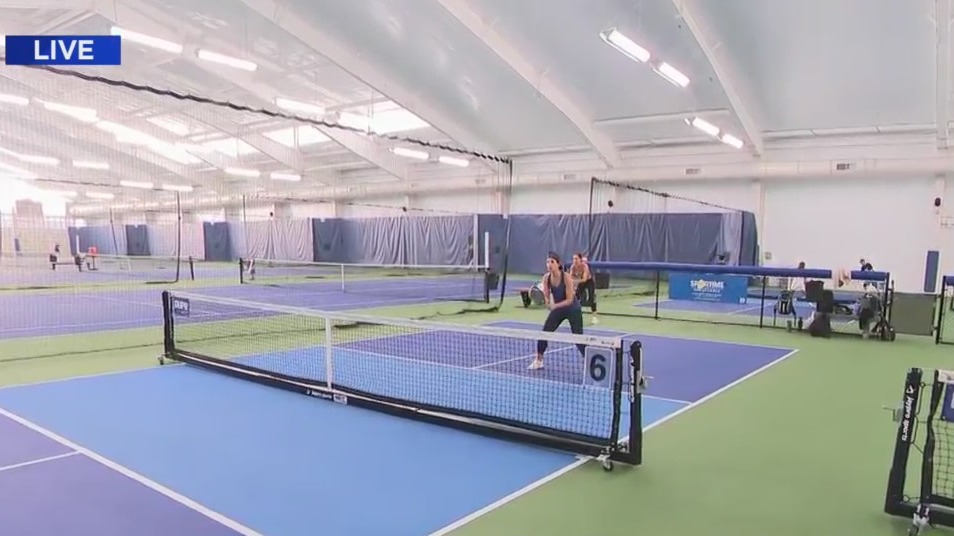 PIX11’s Ben Aaron plays pickleball on Randall’s Island – PIX11