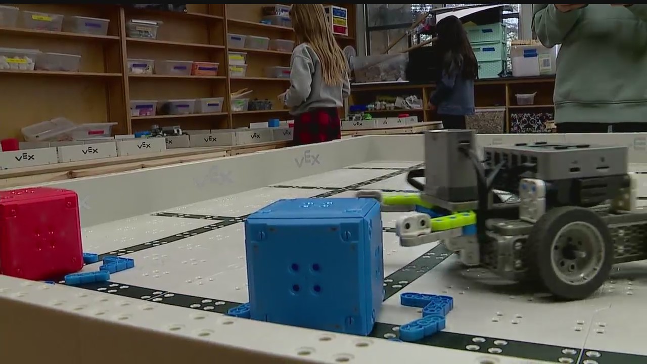 Robotics team and coach know about perseverance – WKBN.com