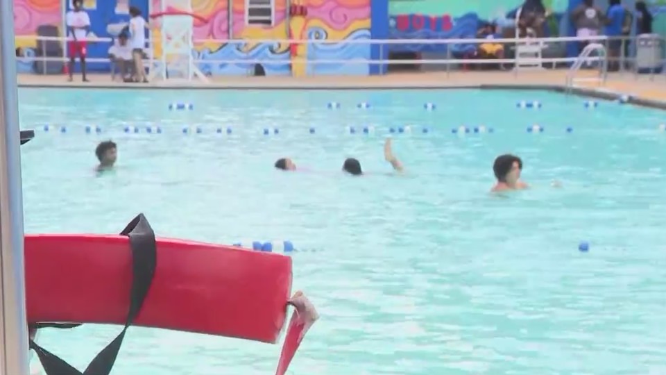 Costello Park, pool helps Paterson residents stay cool – PIX11