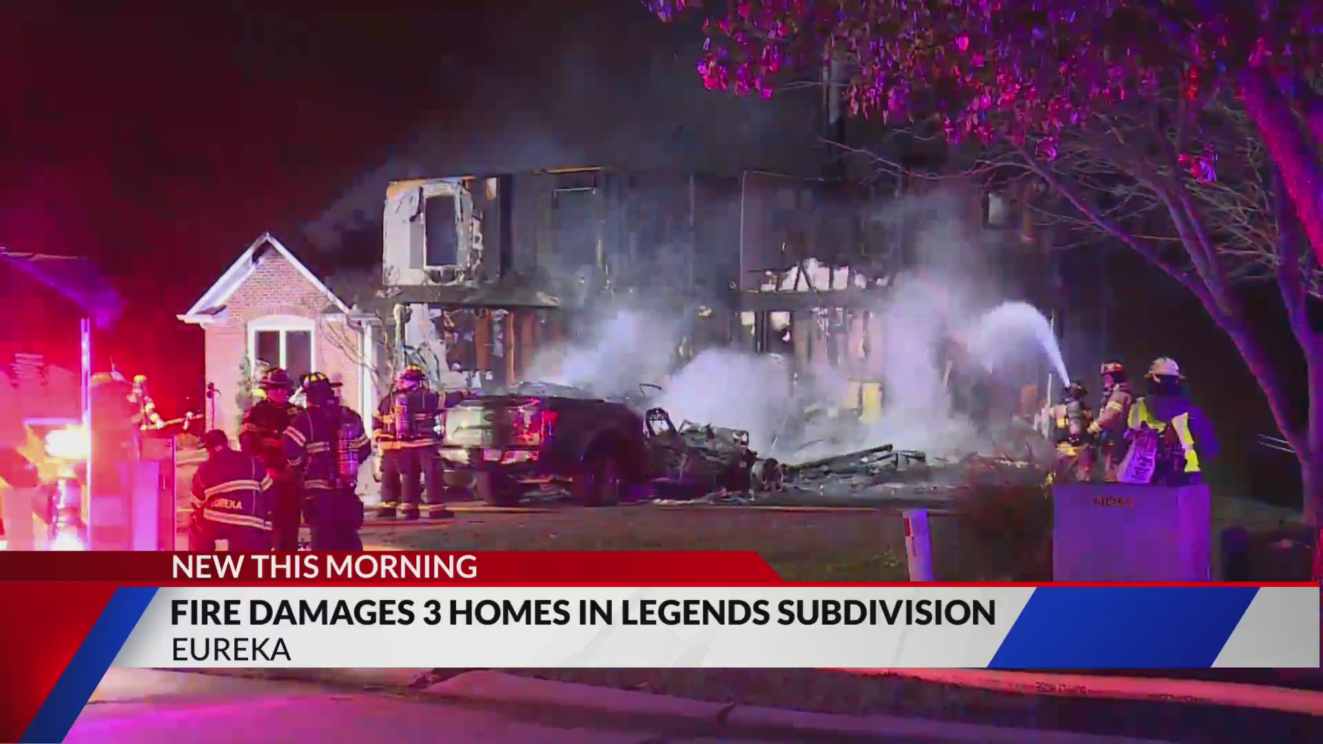 Massive fire damages three homes in Eureka, no injuries reported – FOX 2