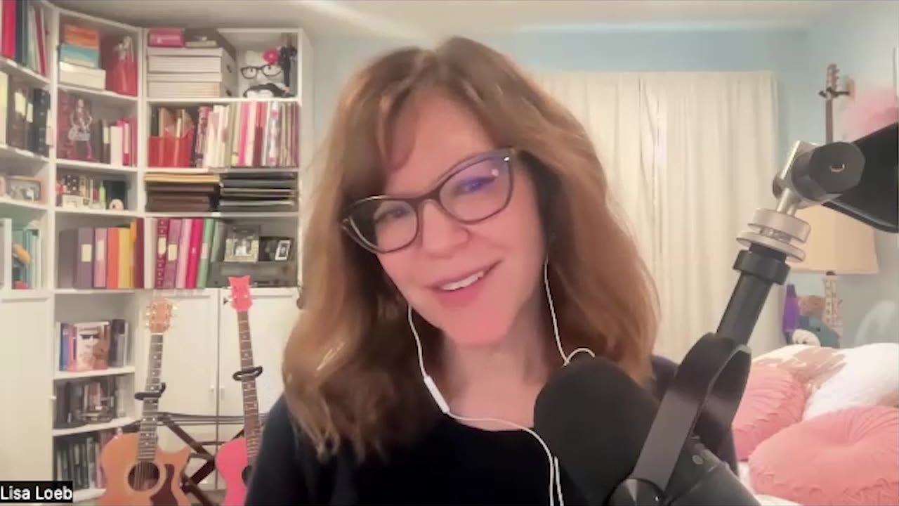 Lisa Loeb discusses wide range of artistic talents ahead of Niagara ...