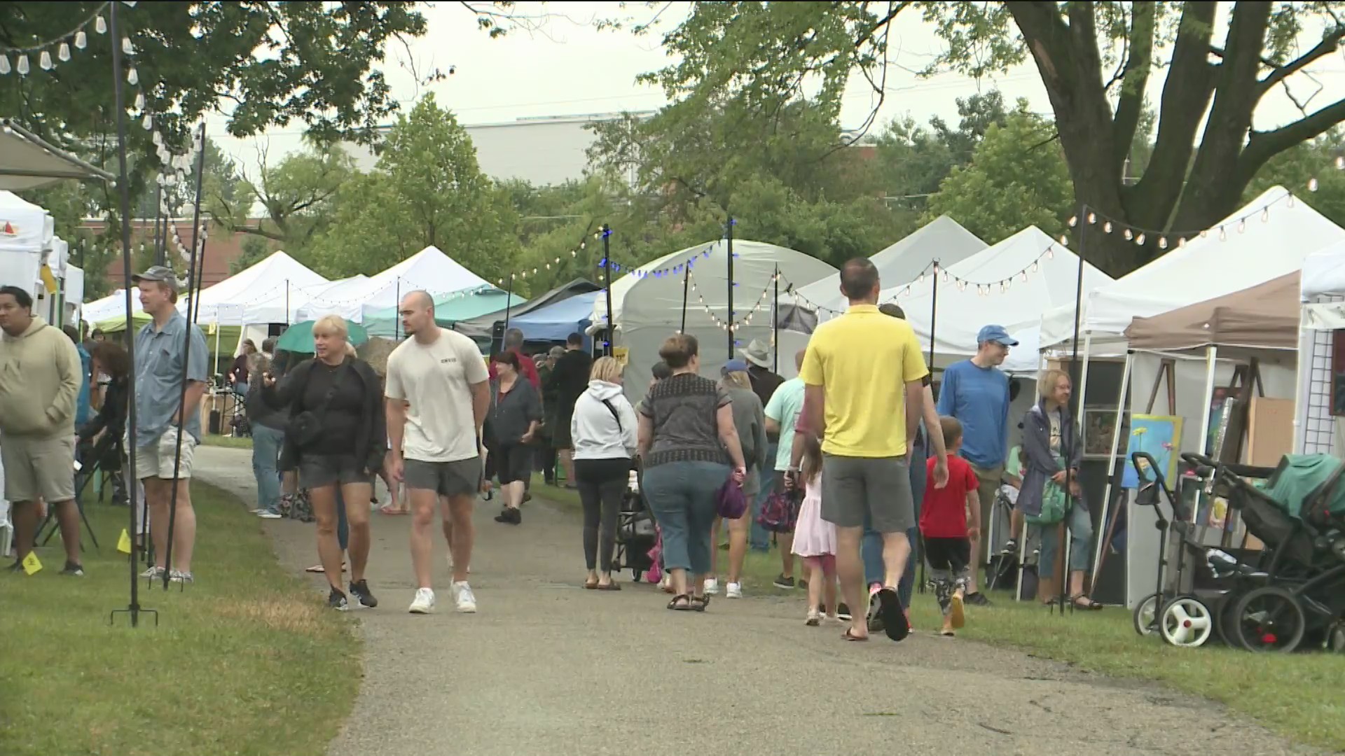9th annual Waukee Arts Festival attracts thousands to Centennial Park ...