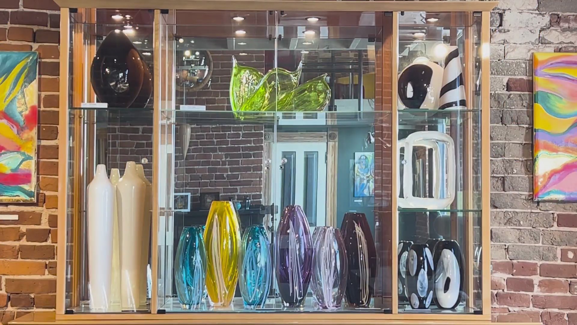 Rockford artist transforms molten glass into stunning works of art ...
