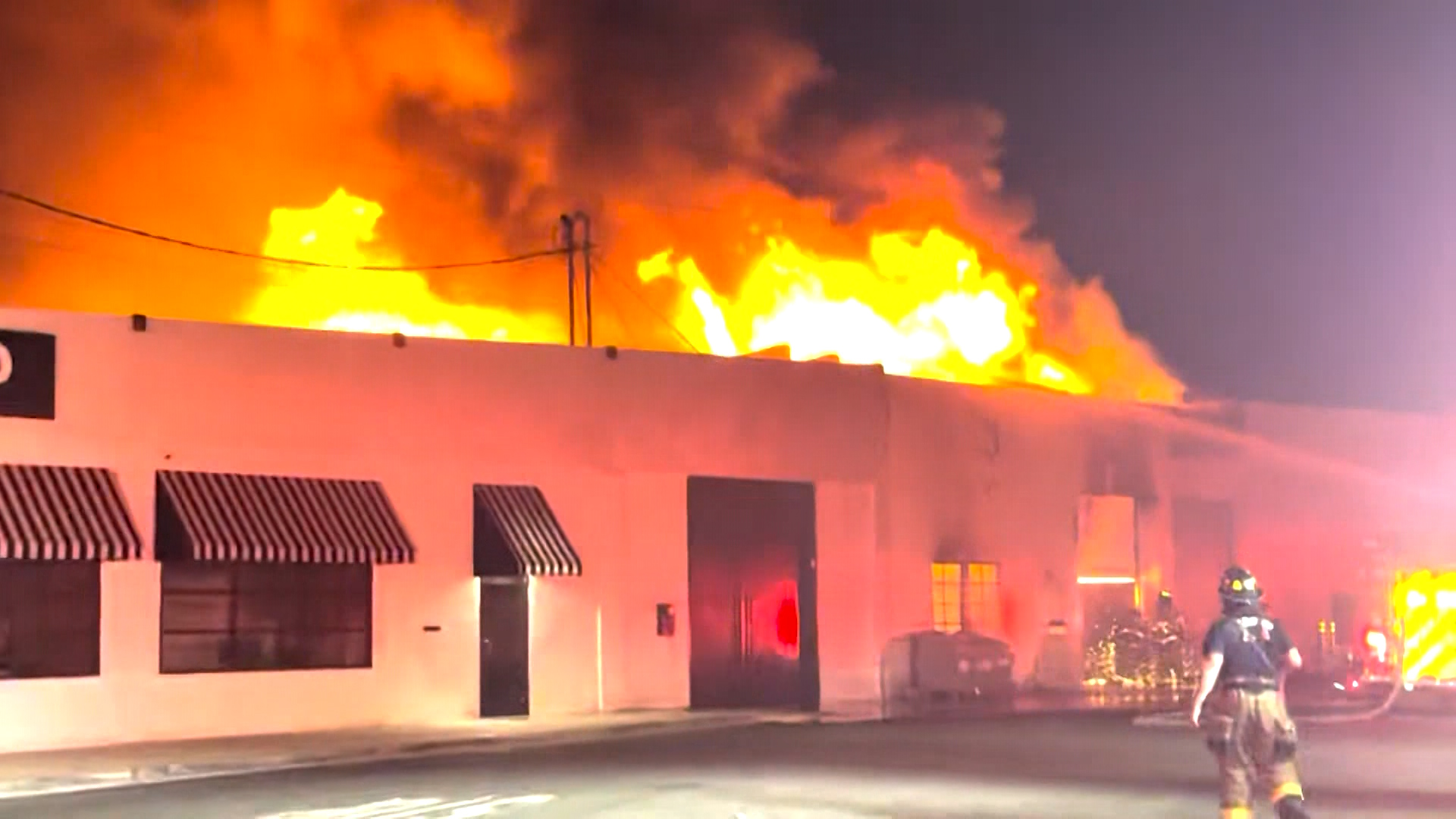 Fire destroys Downtown Fresno businesses – CBS47 and KSEE24 | News from YourCentralValley.com