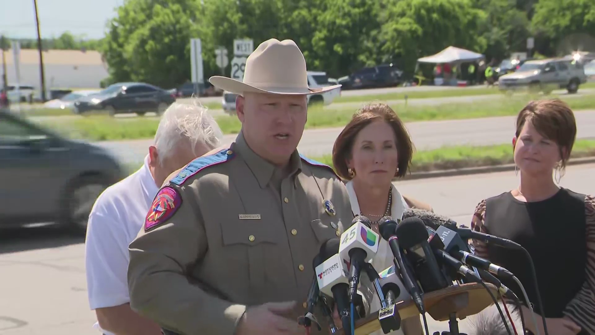 1 dead after commercial vehicle crashes into Texas DPS building – KXAN ...