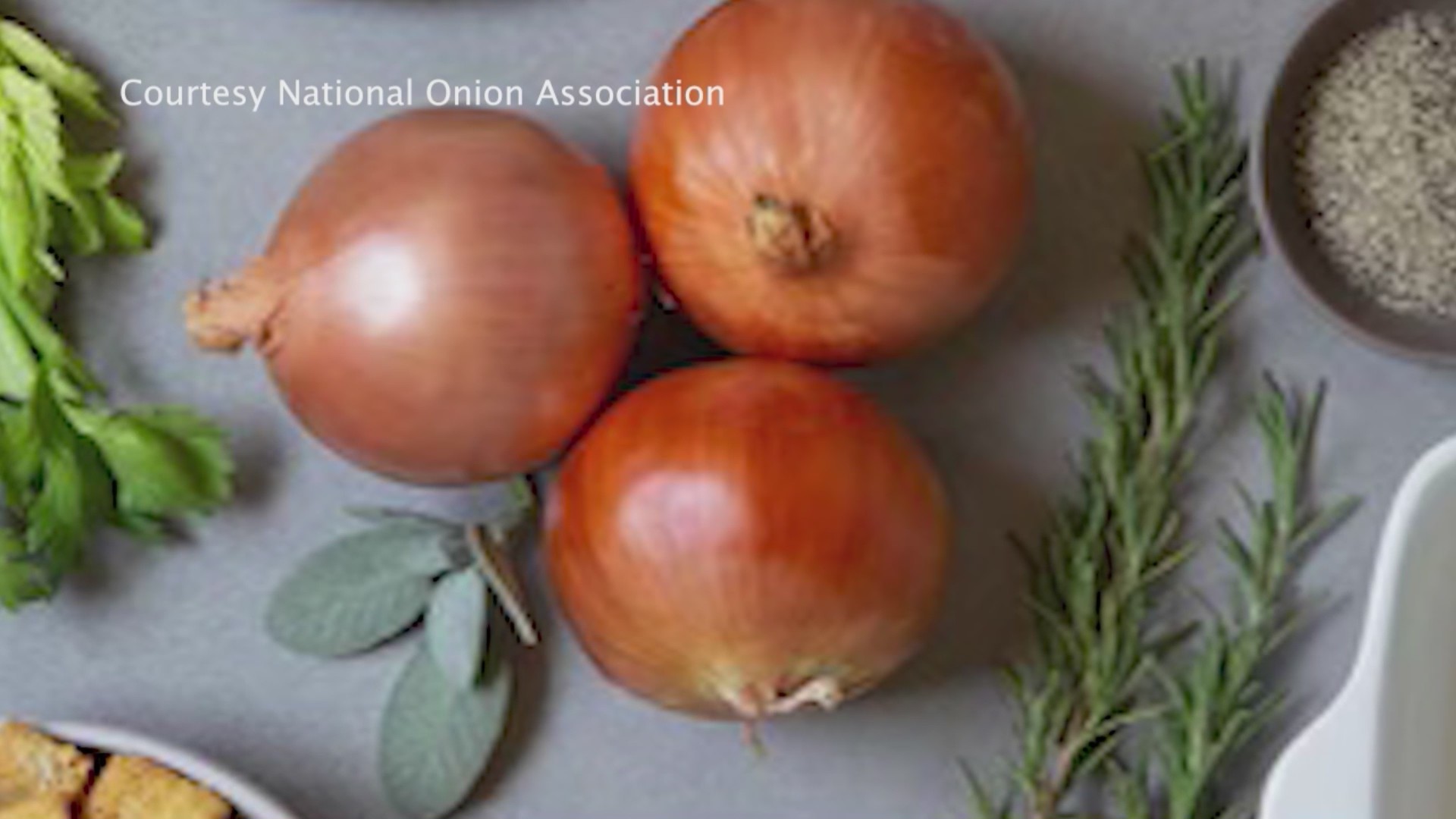 California onion grower identified as the source of McDonalds E. coli ...