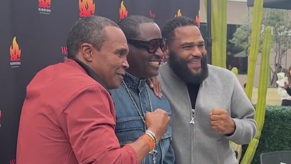 Anthony Anderson and Cedric the Entertainer open AC Barbeque at Century ...