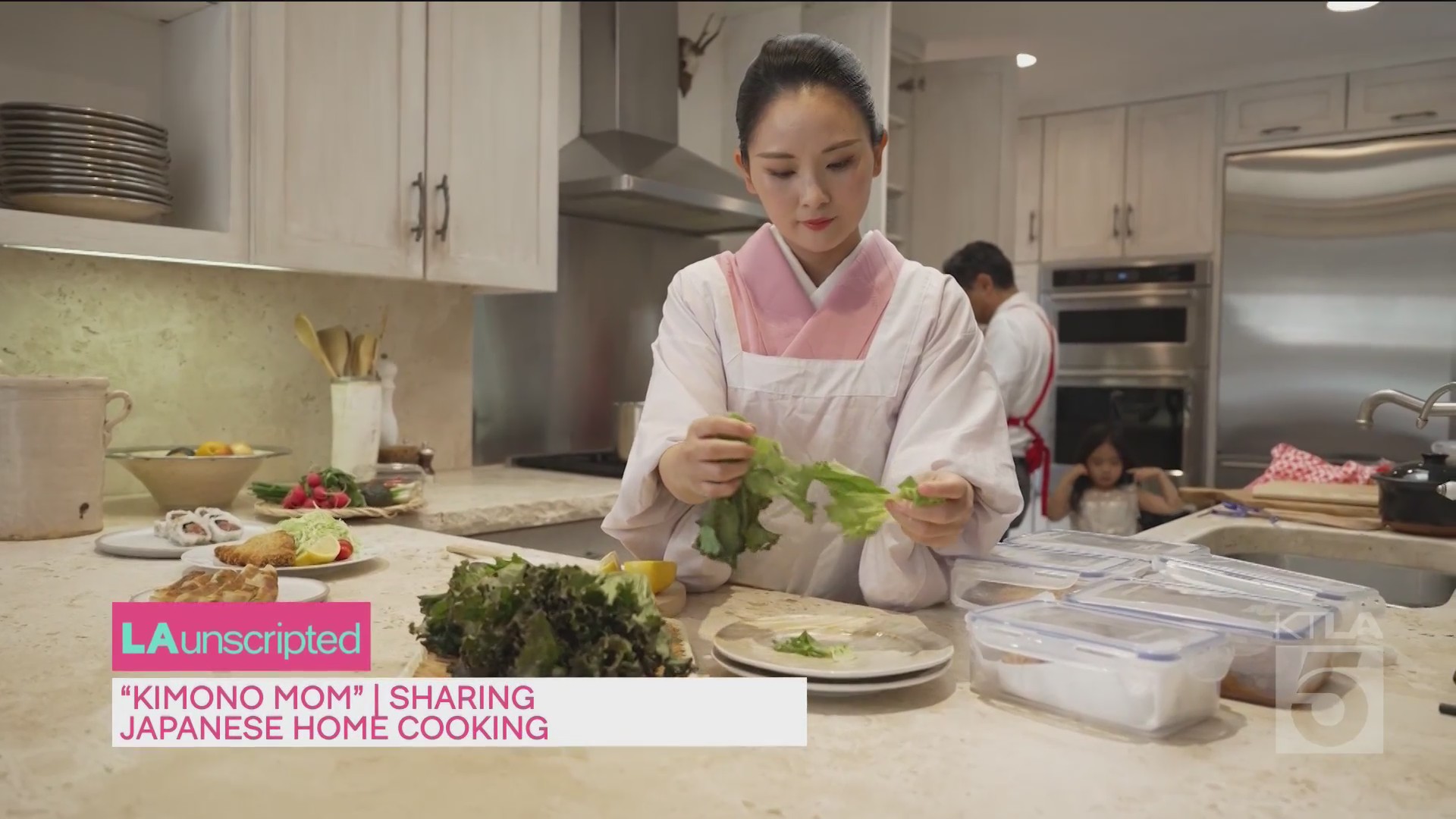 In the Kitchen With Kimono Mom & Gene Kang – KTLA
