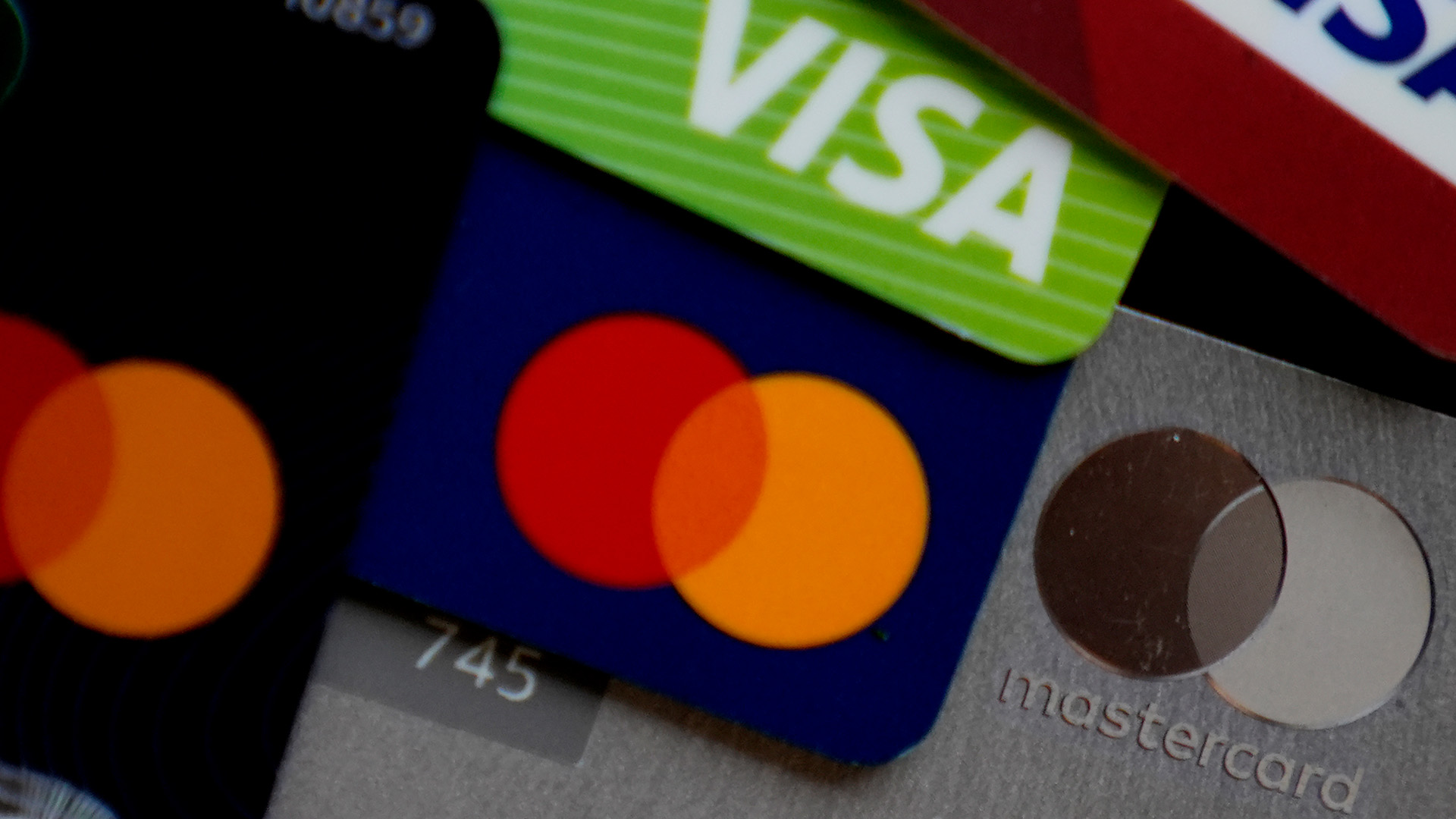 Hawley, Sanders push for 10 percent cap on credit card interest – The Hill