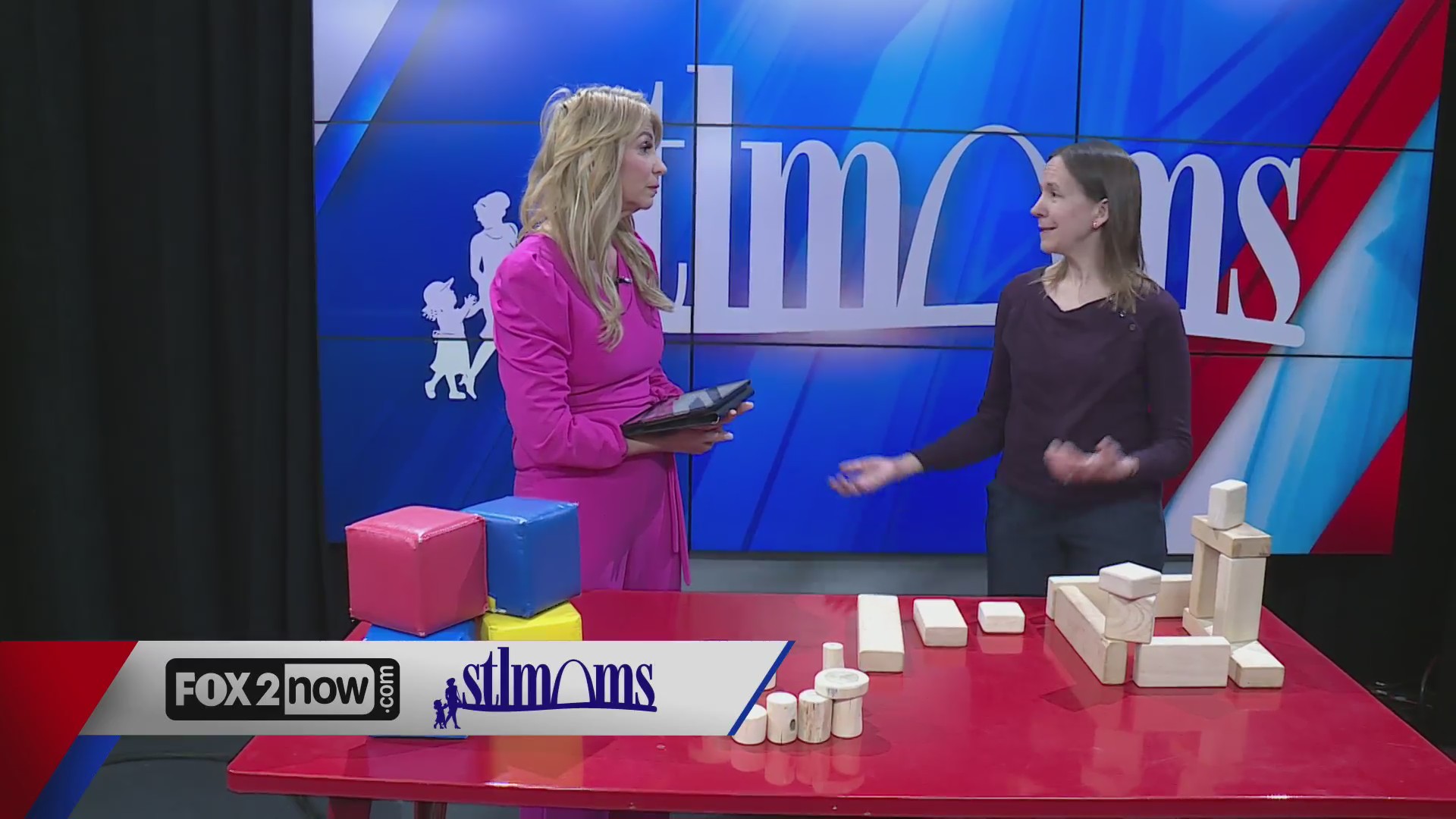 Development of children playing with blocks – FOX 2