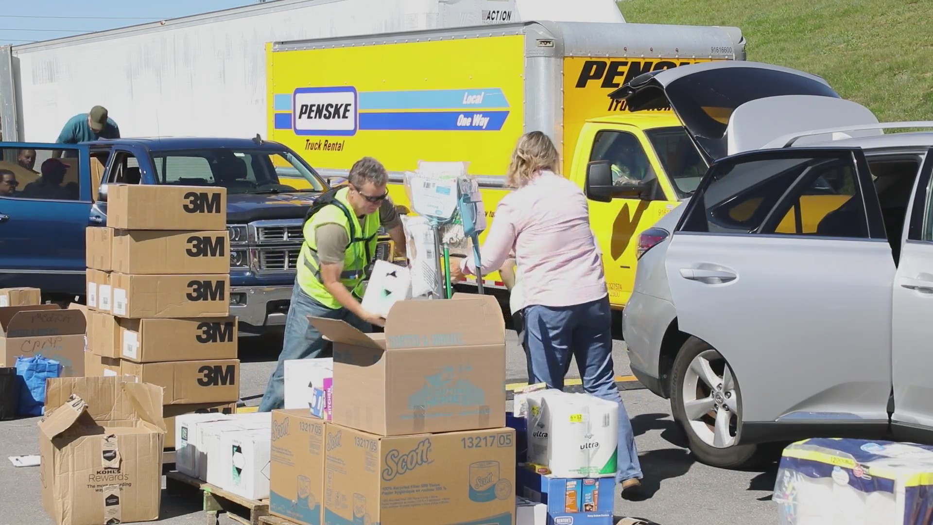 Northeast Tennessee Disaster Relief Center at BMS – WJHL | Tri-Cities ...