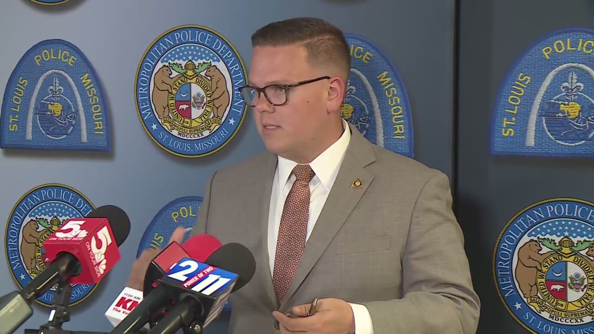 West neighborhood fight ends in teen killed, another shot: SLMPD – FOX 2