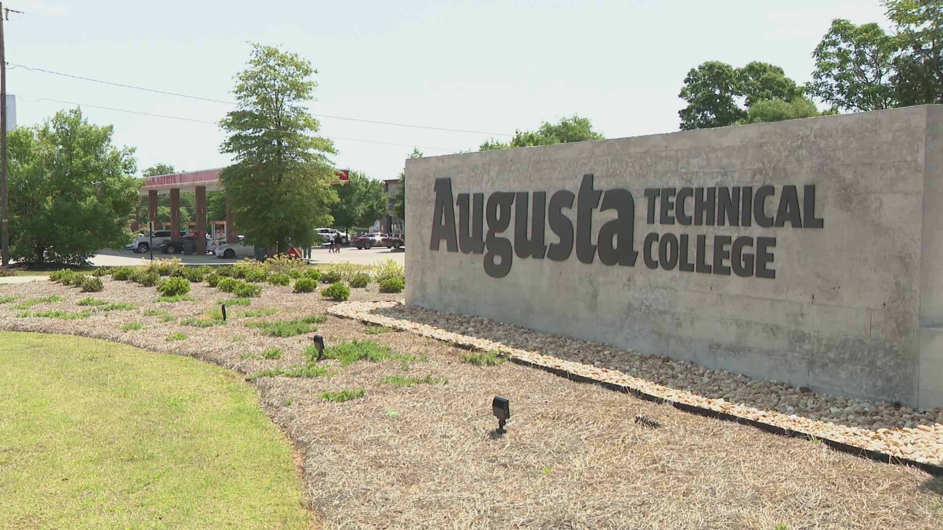 Augusta Tech mascot; if you know, you know…but you probably don’t – WJBF