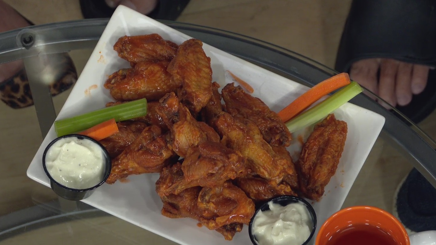 Celebrate National Chicken Wing Day with wing crawl – PIX11