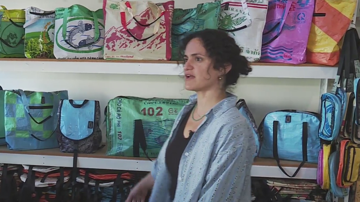 Portlander recycles litter into Torrain designer bags – KOIN.com