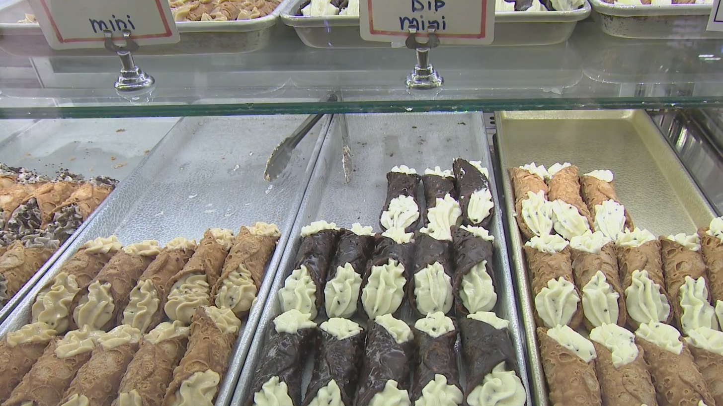 PIX11 News celebrates National Cannoli Day – PIX11