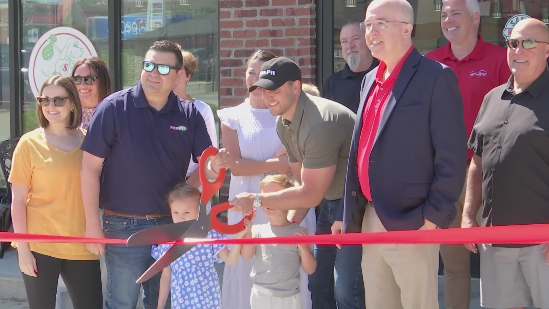 Hurricane Pita Pit celebrates grand reopening – WOWK 13 News