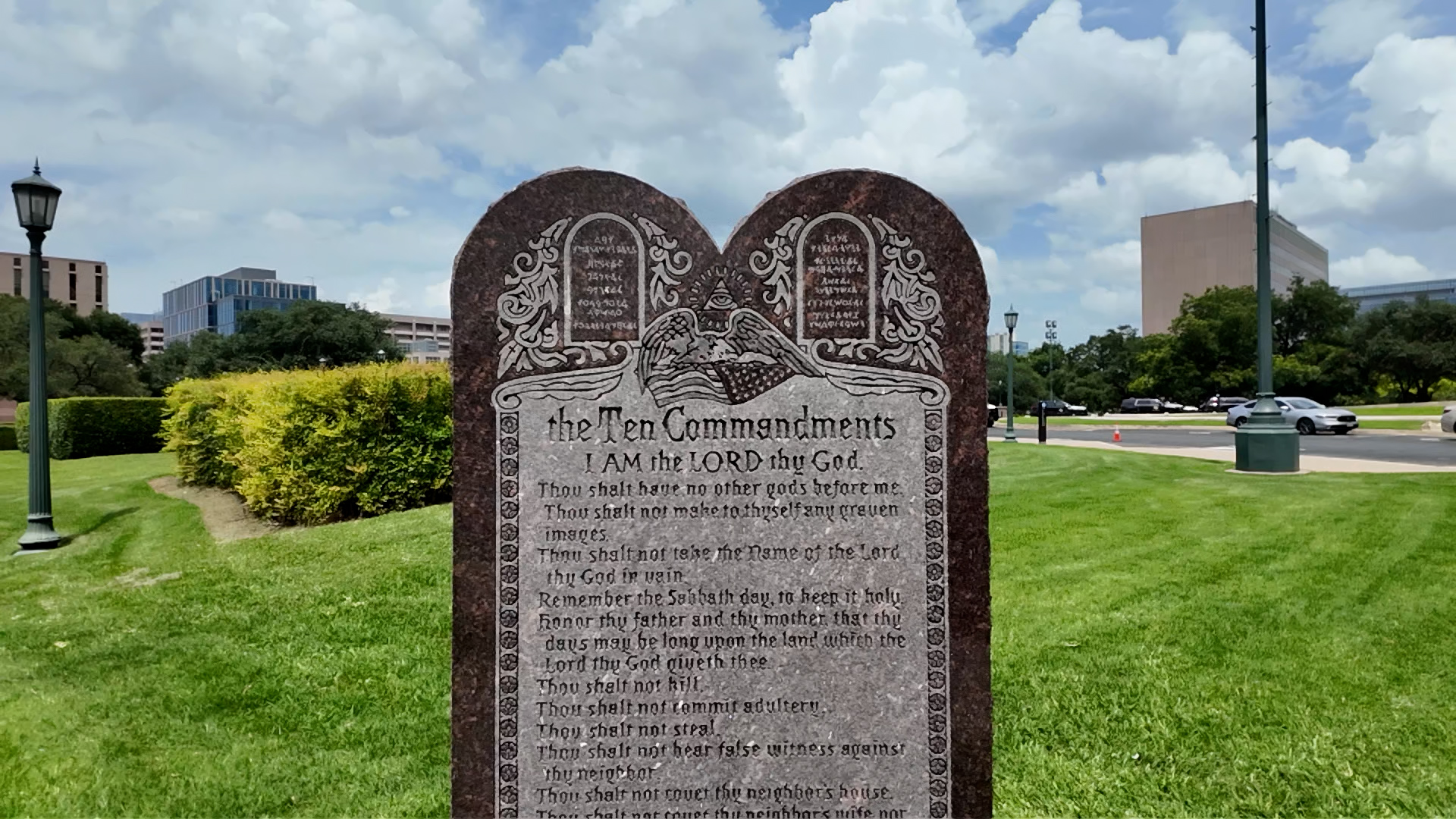 ACLU files suit against Texas Ten Commandments law | KXAN News at 6 p.m ...