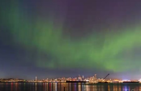 Timelapse Footage Captures Stunning Aurora Over Seattle Skyline – WNCT