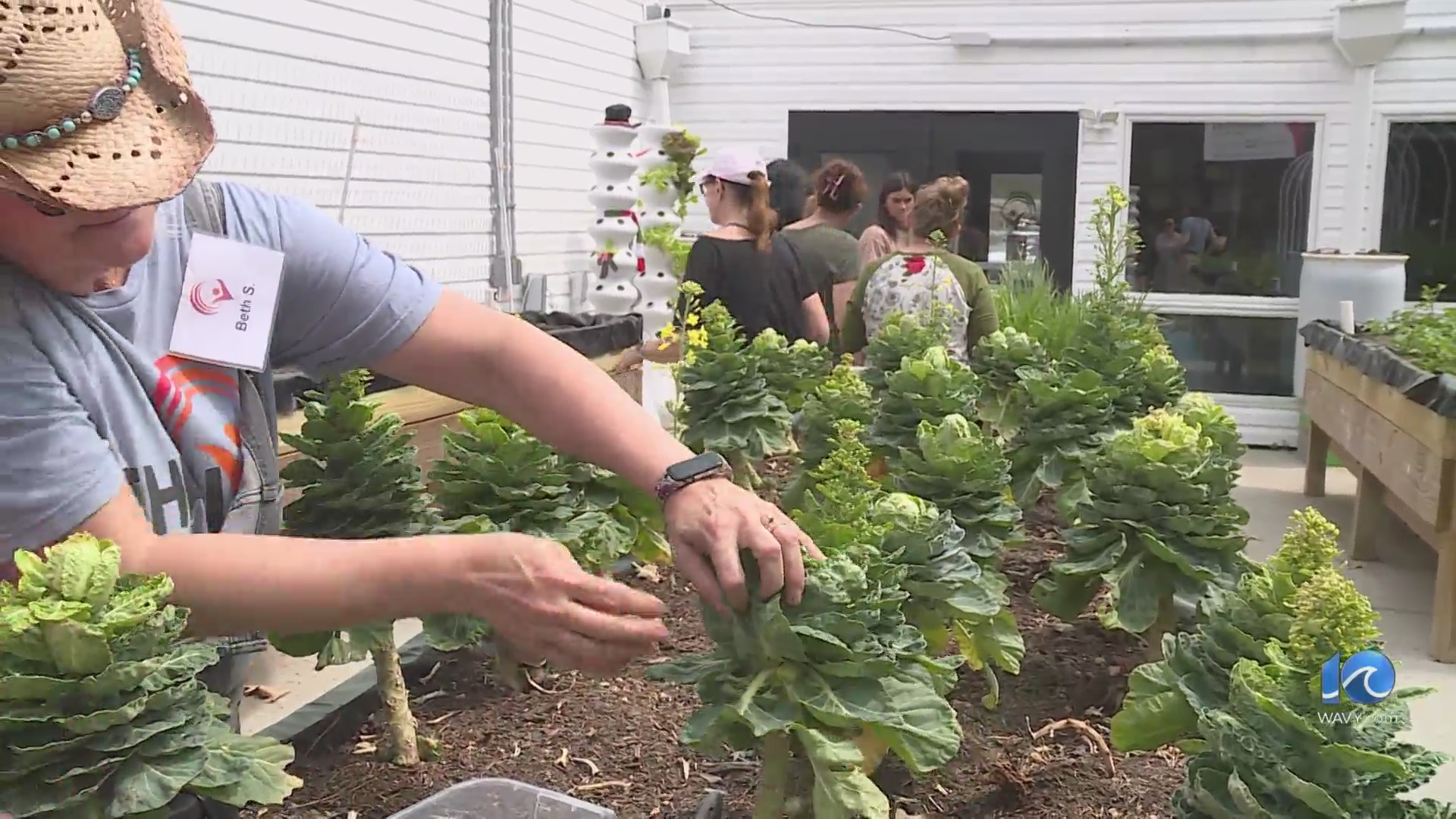 Riverside Health and THRIVE team up for community garden in Newport ...