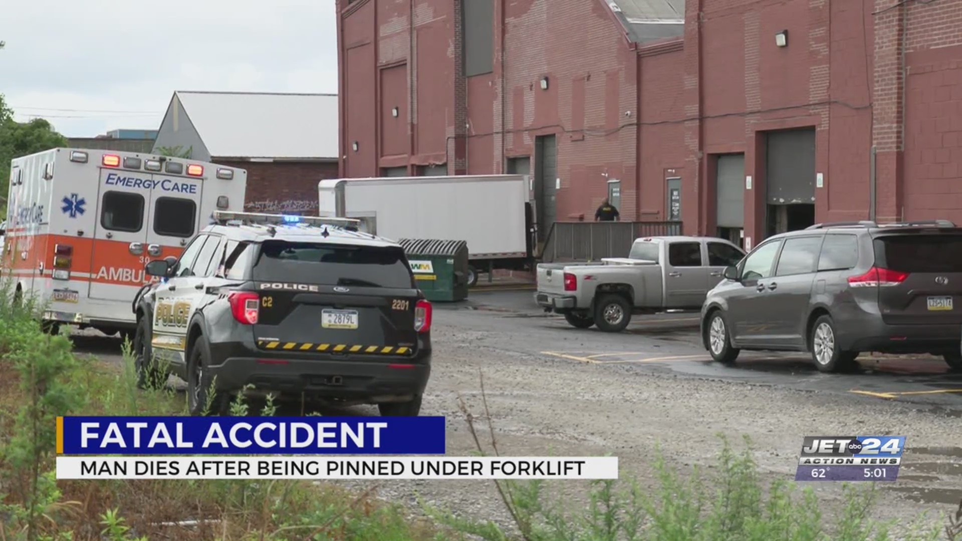 Man dies after being pinned under forklift – WJET/WFXP/YourErie.com