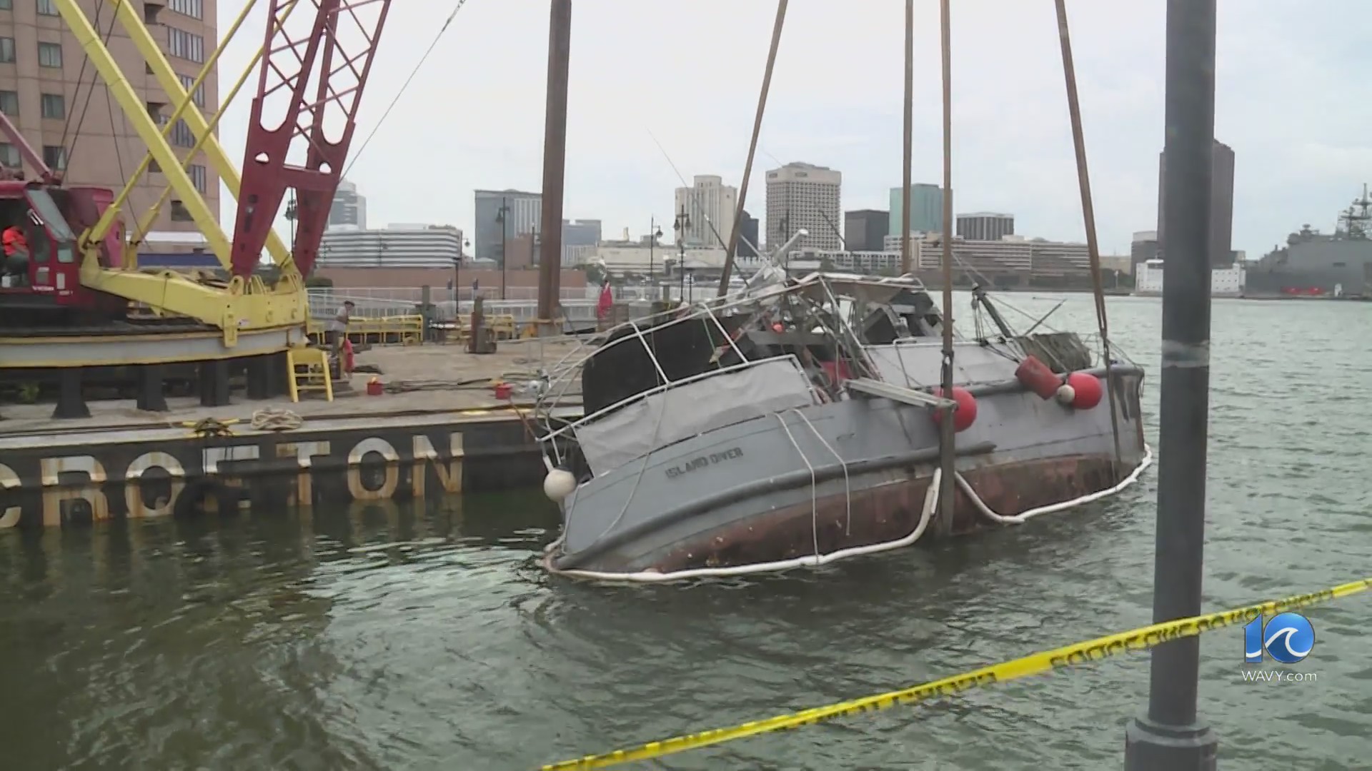 Boat removed from water after Portsmouth fire – WAVY.com