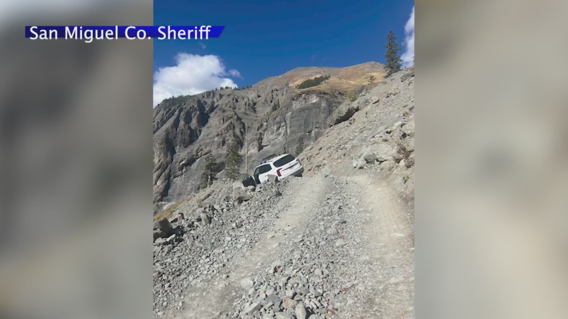 Off-roading experts share insight into stuck Kia on Black Bear Pass ...