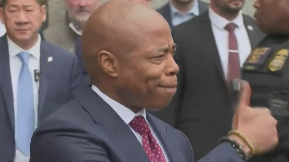 Eric Adams pleads not guilty to federal charges | NewsNation Now ...