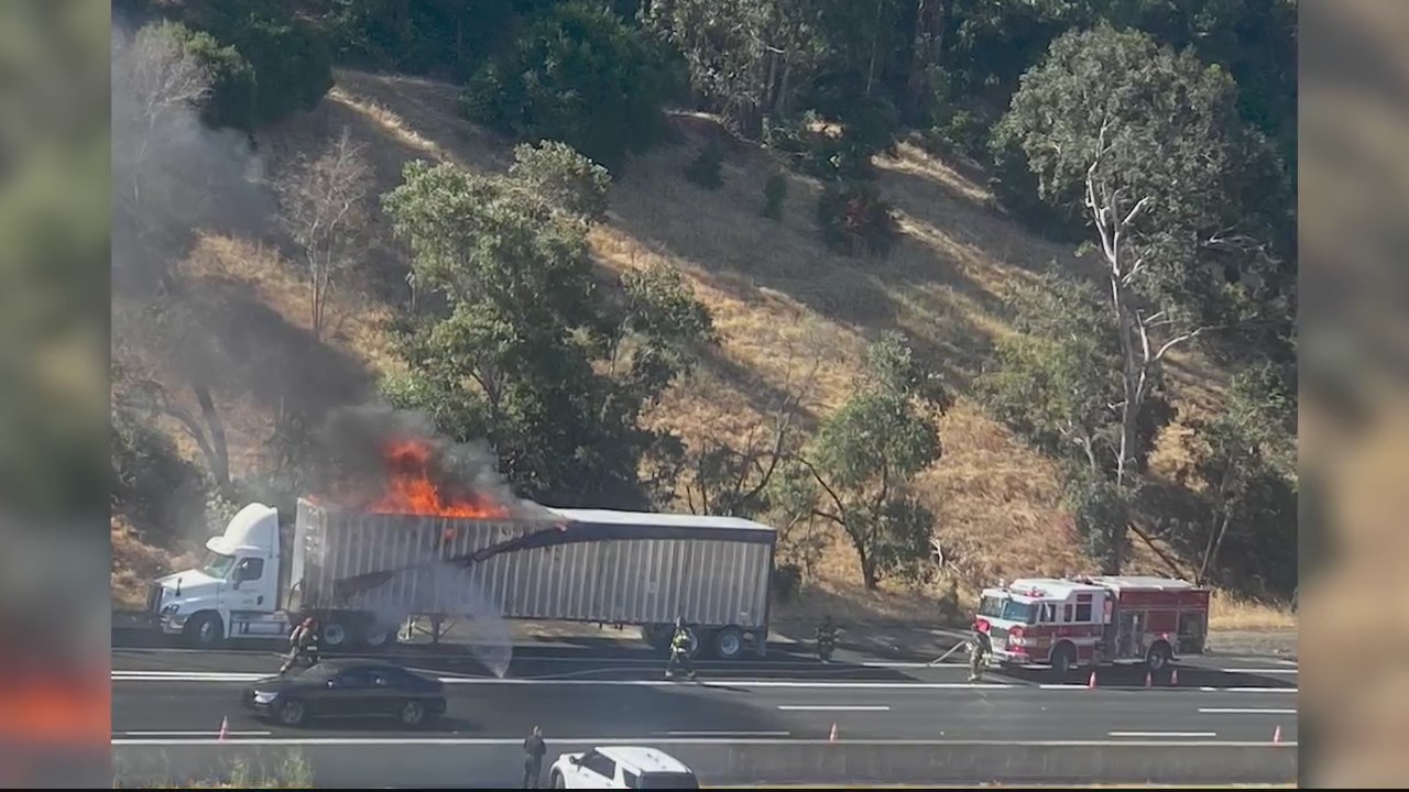 Big rig fire blocks lanes on I-80 near Carquinez Bridge – KRON4