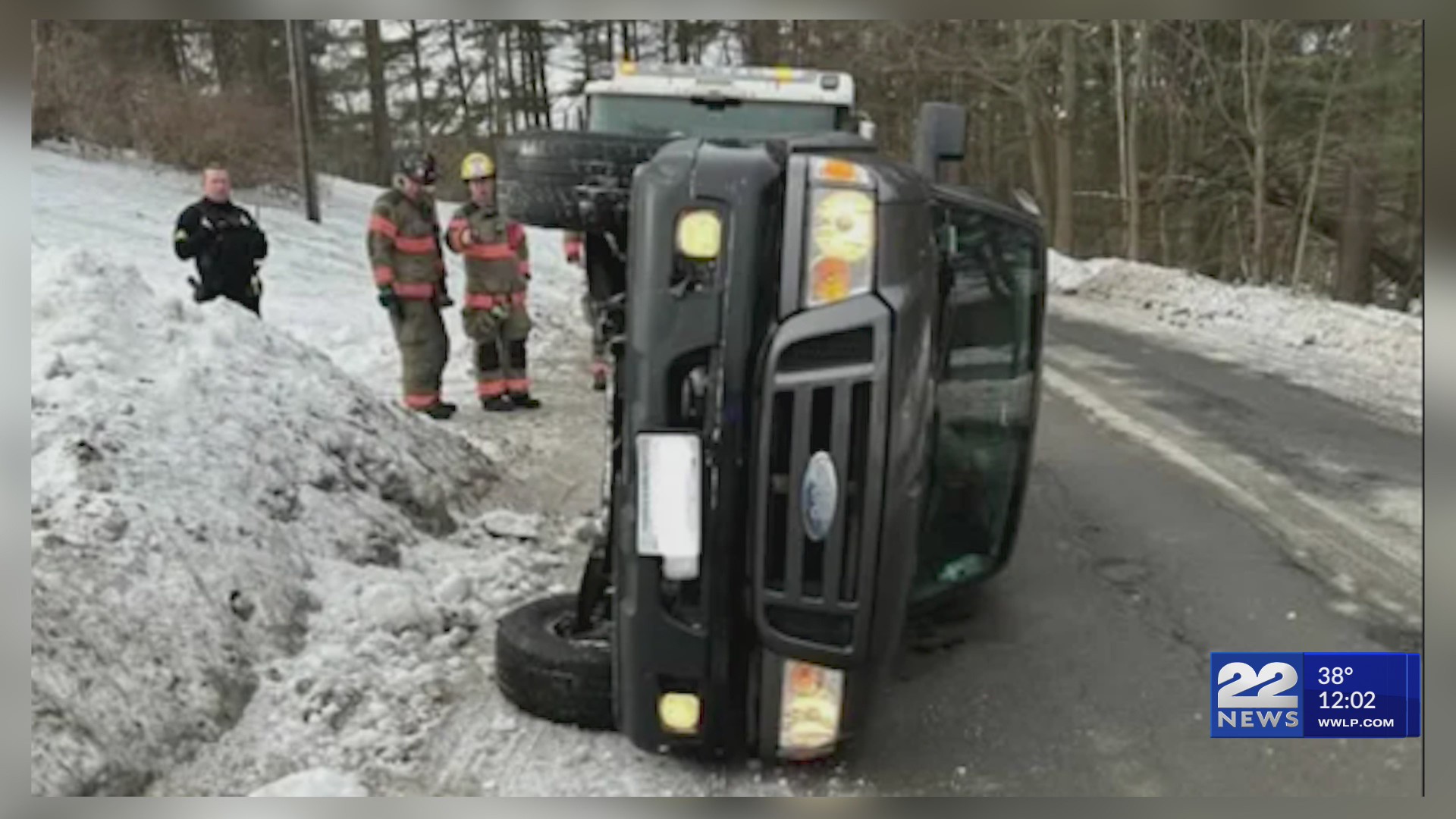 Driver injured after rollover crash on Jason Street in Pittsfield – WWLP