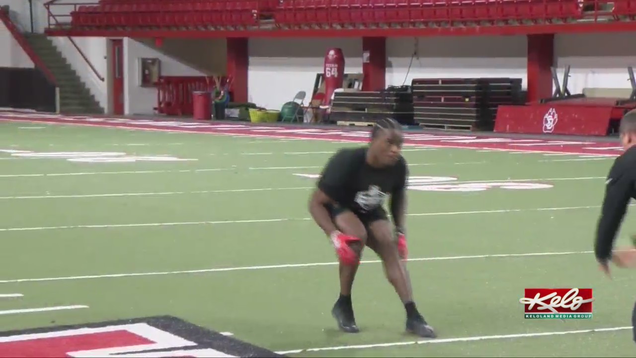 Myles Harden hopeful to hear name in NFL Draft – KELOLAND.com