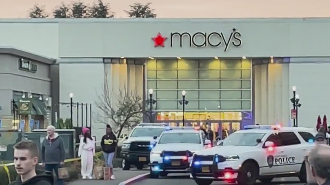 Second man involved in Clackamas Town Center parking lot shooting gets ...