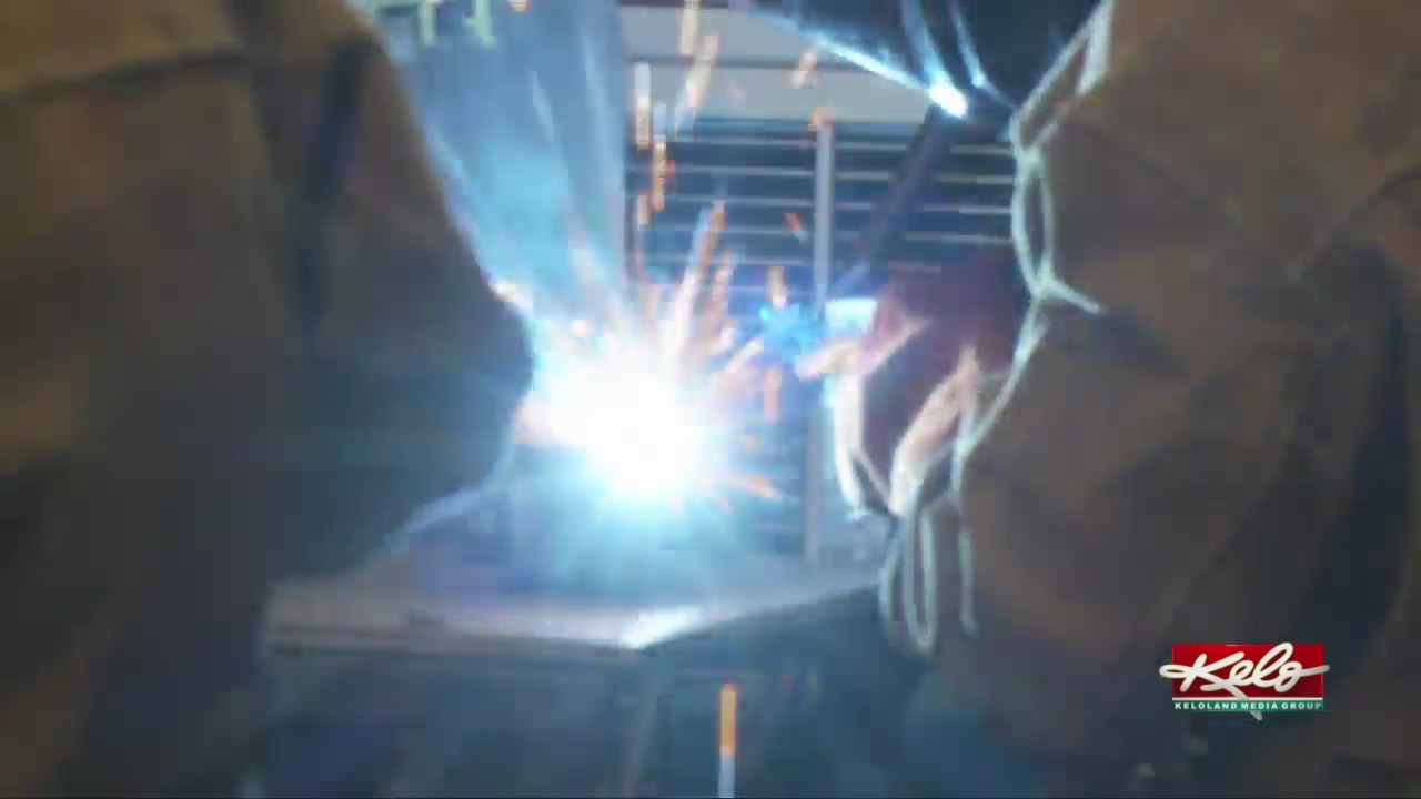 LHS sophomore wins student welding competition – KELOLAND.com