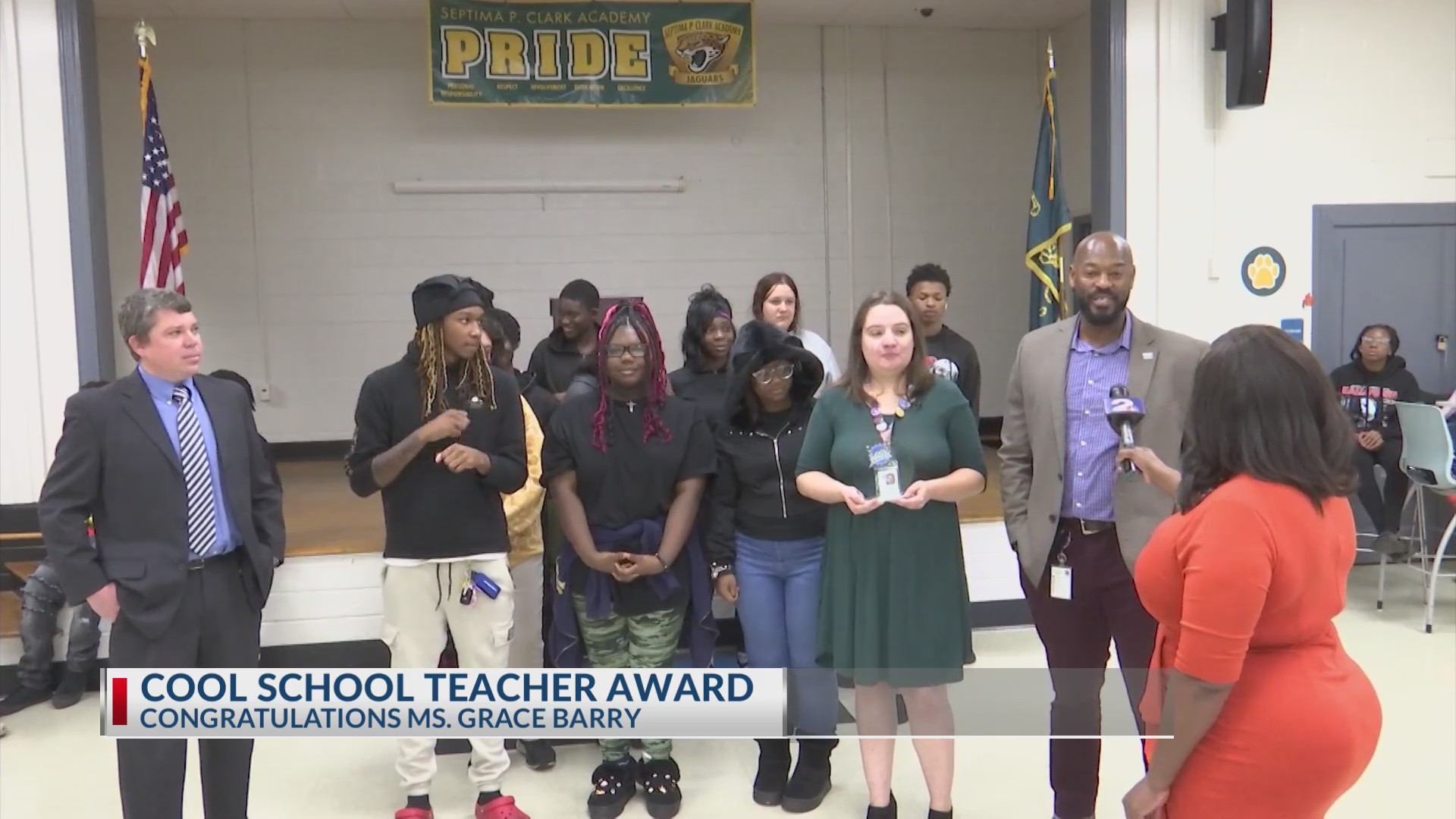 Grace Barry receives Cool Teacher award – WCBD News 2