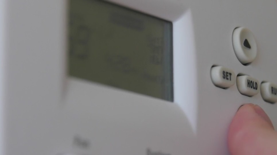 Simple Savings: Reducing costs at home – PIX11