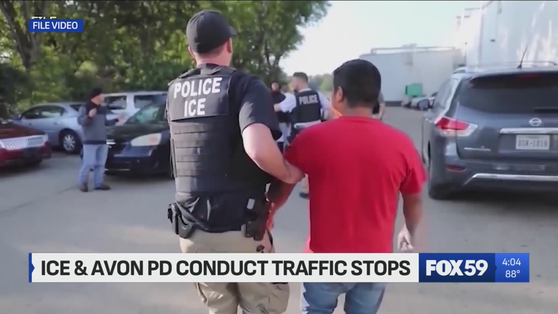 ICE makes 20 arrests during ‘traffic blitz’ with Avon police, sources say – Fox 59