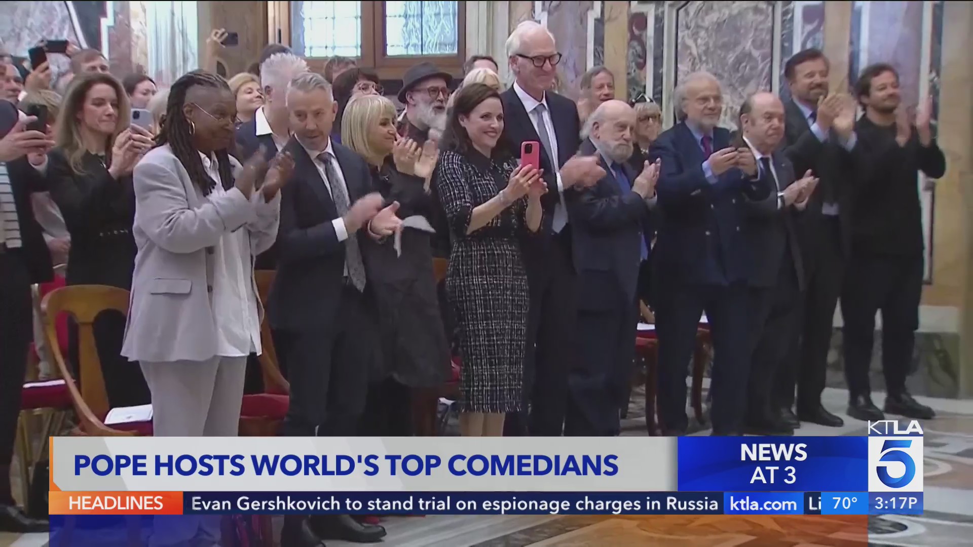 Pope Francis meets more than 100 celebrity comedians at the Vatican – KTLA